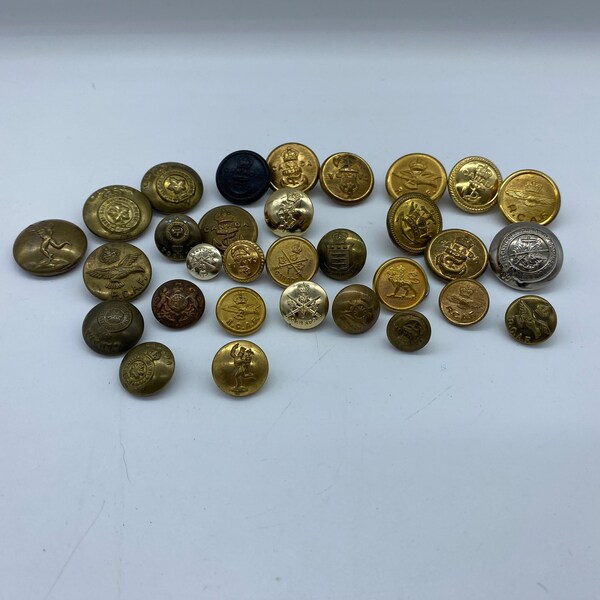 Vintage Buttons - Etsy Canada