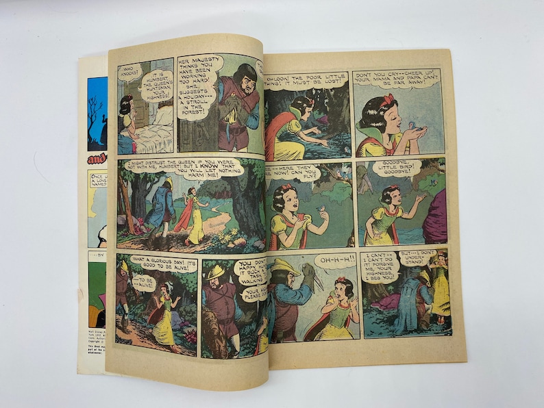 Vintage Walt Disneys Snow White and the Seven Dwarfs Comic - Etsy