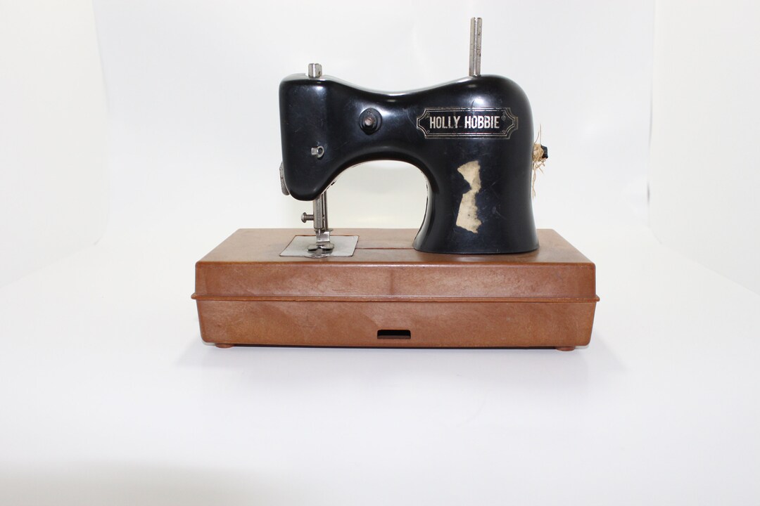 Vintage Holly Hobby Sewing Machine Miniature Children's - Etsy Canada