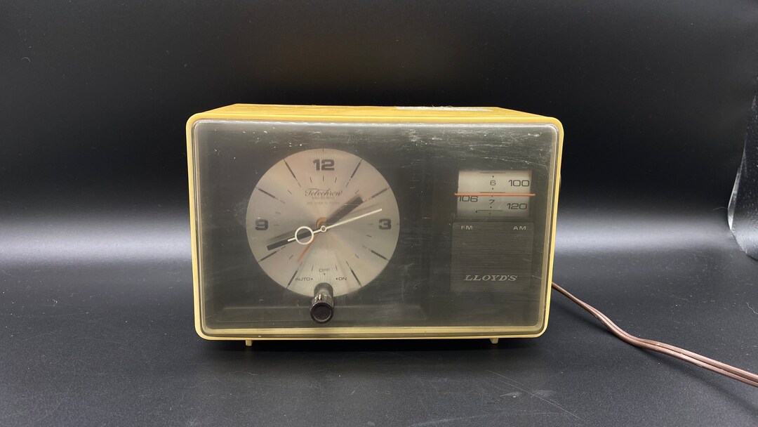 Lloyd’s JJ-7143 Clock Radio, Vintage Llyod’s Clock Radio, Lloyd’s ...