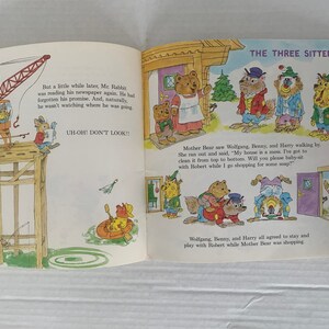 Vintage Richard Scarrys Lowly Worm Storybook, 1987 Picture Back Please ...