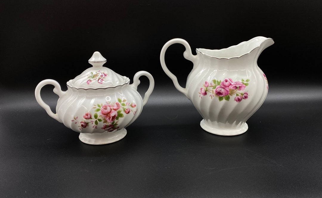 Vintage Johnson Brothers Creamer & Sugar Dish, Johnson Brothers ...