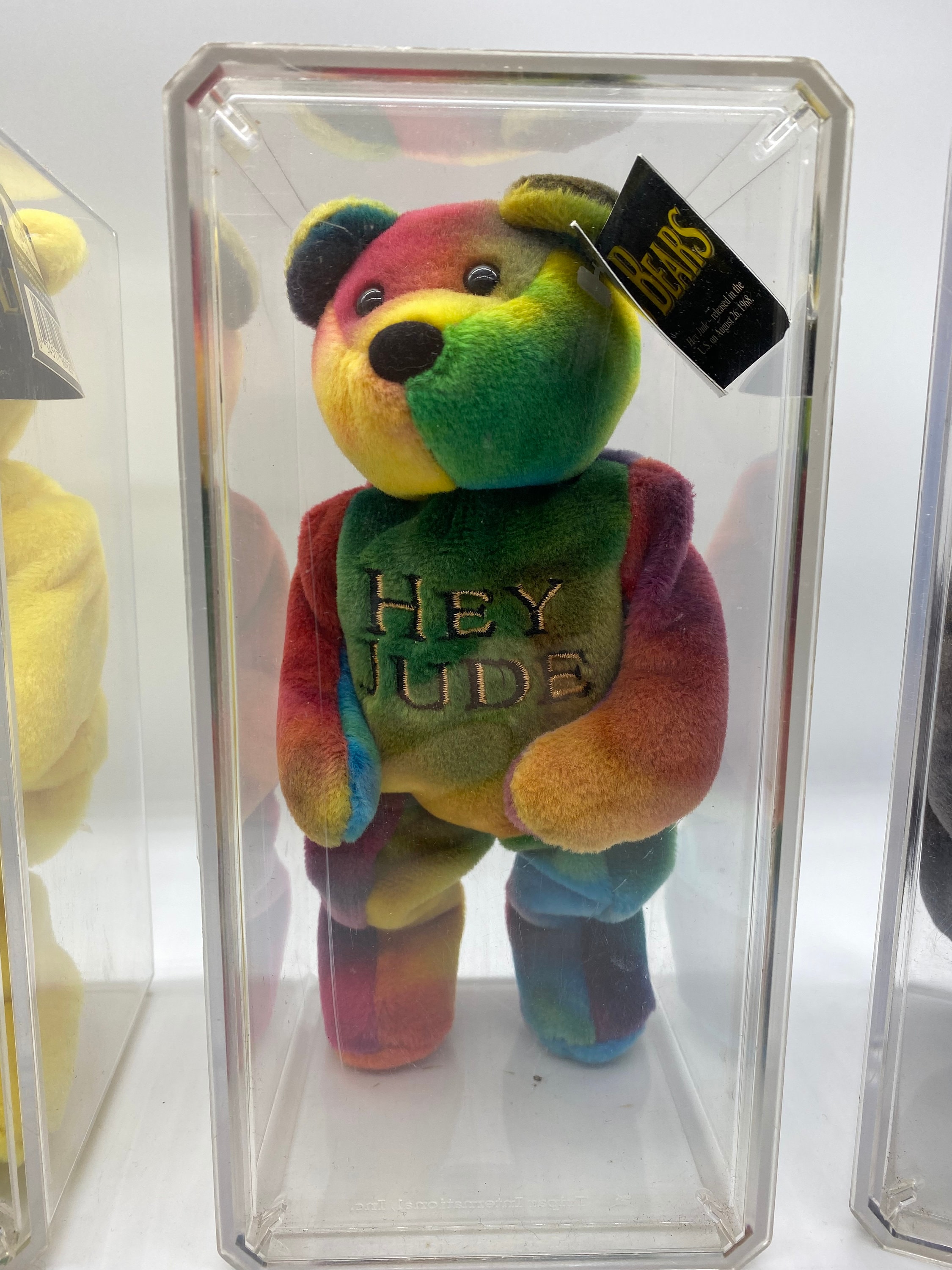 The Beatles on Apple Bears 1999, I Want to Hold Your Hand Bear, Hey ...