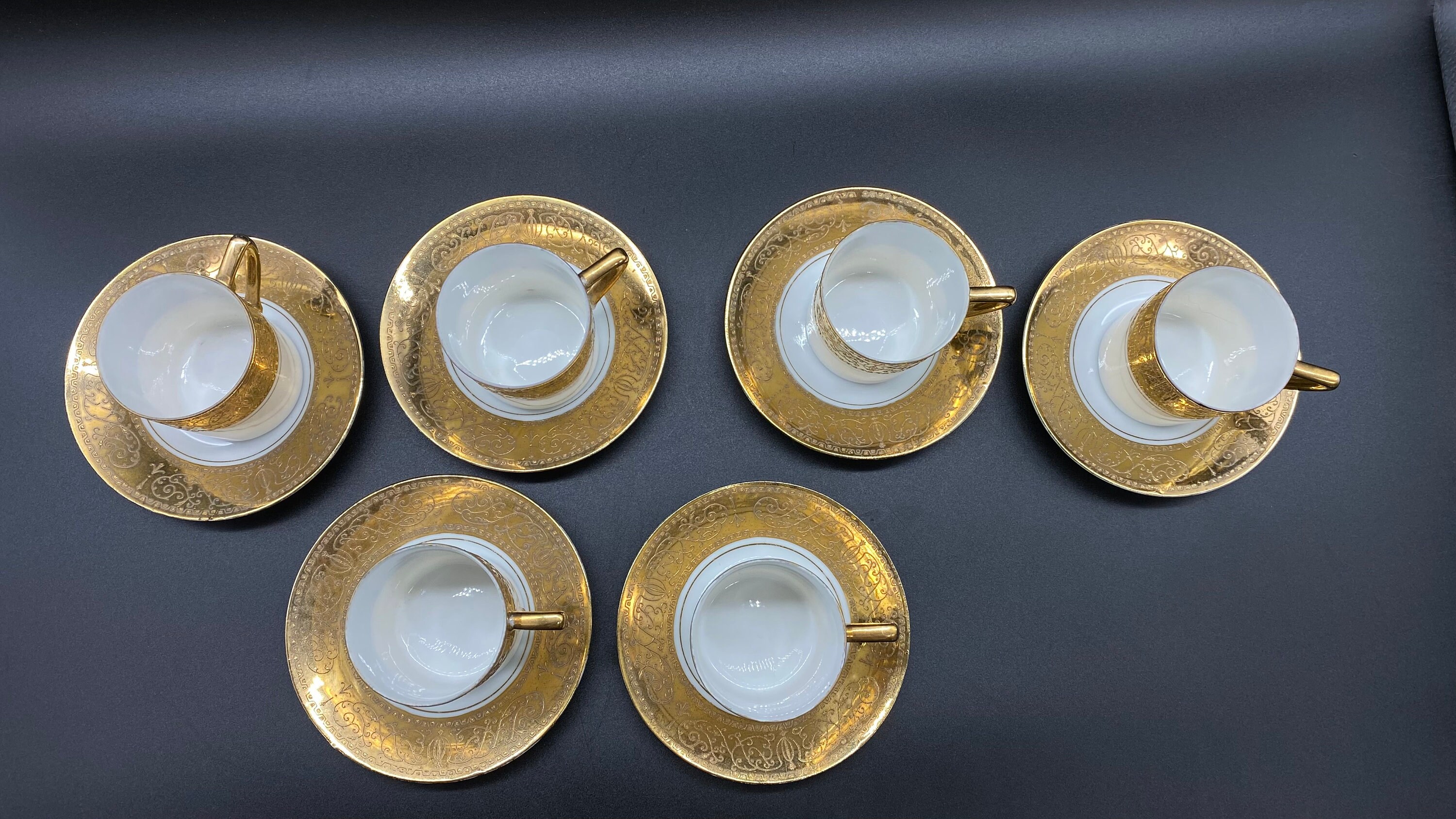 Royal Crown Imperial 22k Gold and White 6 Person Tea Set, 15 Piece ...