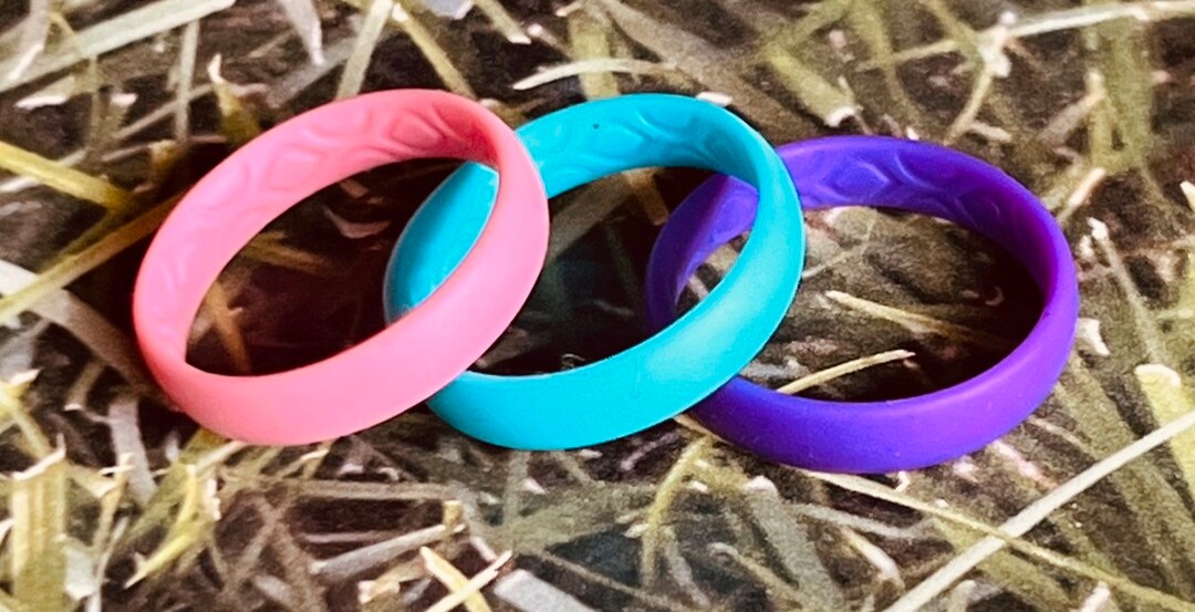 Beautiful 4mm Silicone Rings, Wedding Bands, Stackable, Water Proof ...