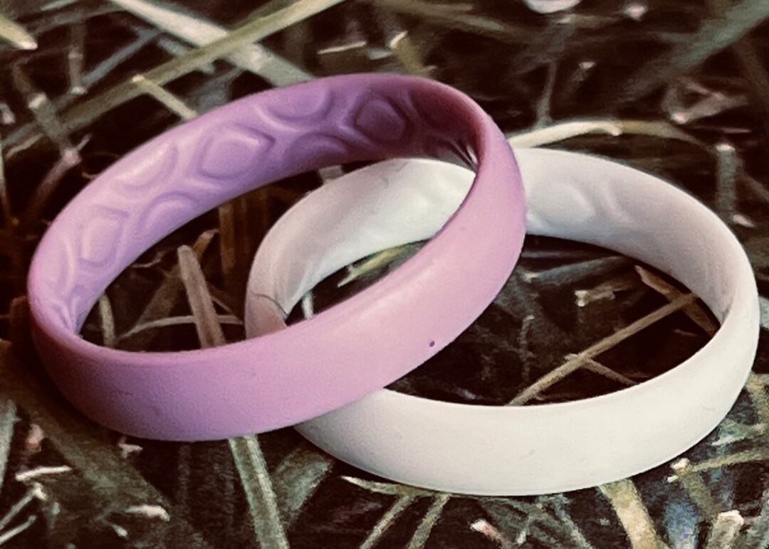 Beautiful 4mm Silicone Rings, Wedding Bands, Stackable, Water Proof ...