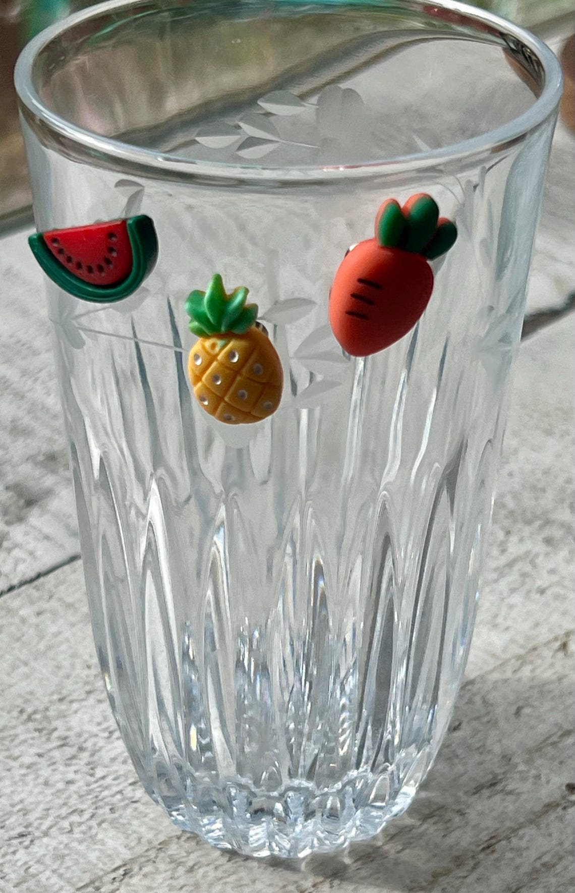 Wine Markers Set of 6 Fruit/veggie Charms, Stemless Glasses, Glass ...