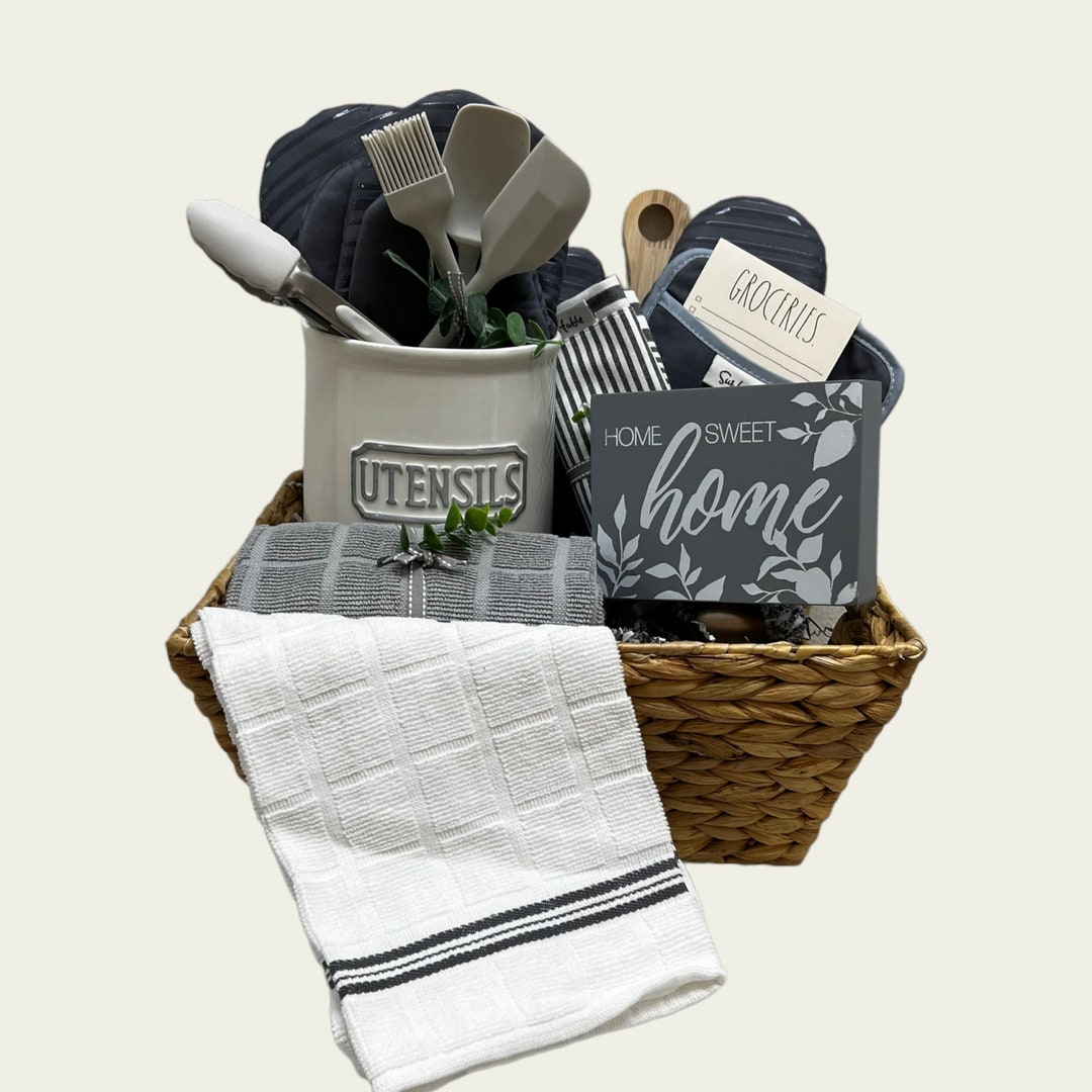 Housewarming Gift Basket | Minimalist Housewarming Gift | New Homeowner ...