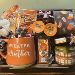 Fall Gift Basket: Cozy Autumn Home Welcome Set - Etsy