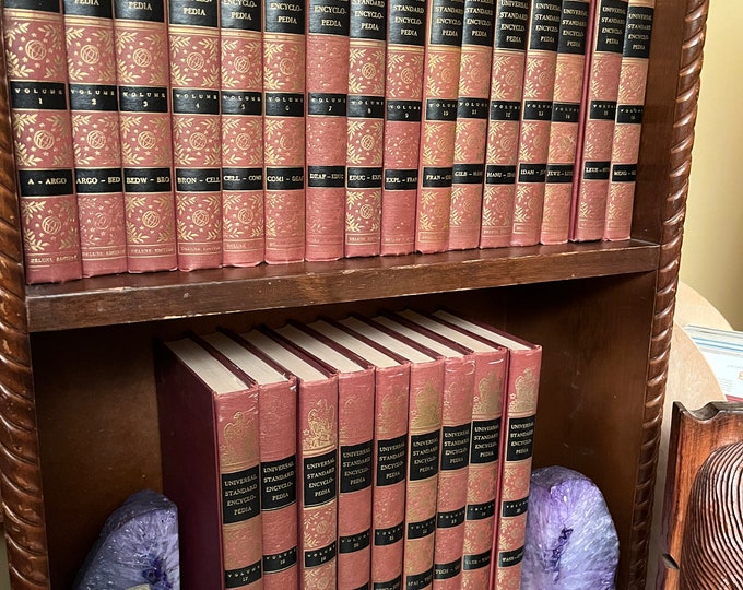 1956, Vintage Encyclopedia Set, Complete 25 Volumes, Universal Standard ...