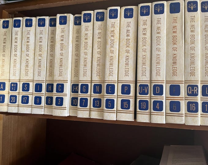 Vintage Encyclopedia, the New Book of Knowledge, Encyclopedia, Complete ...