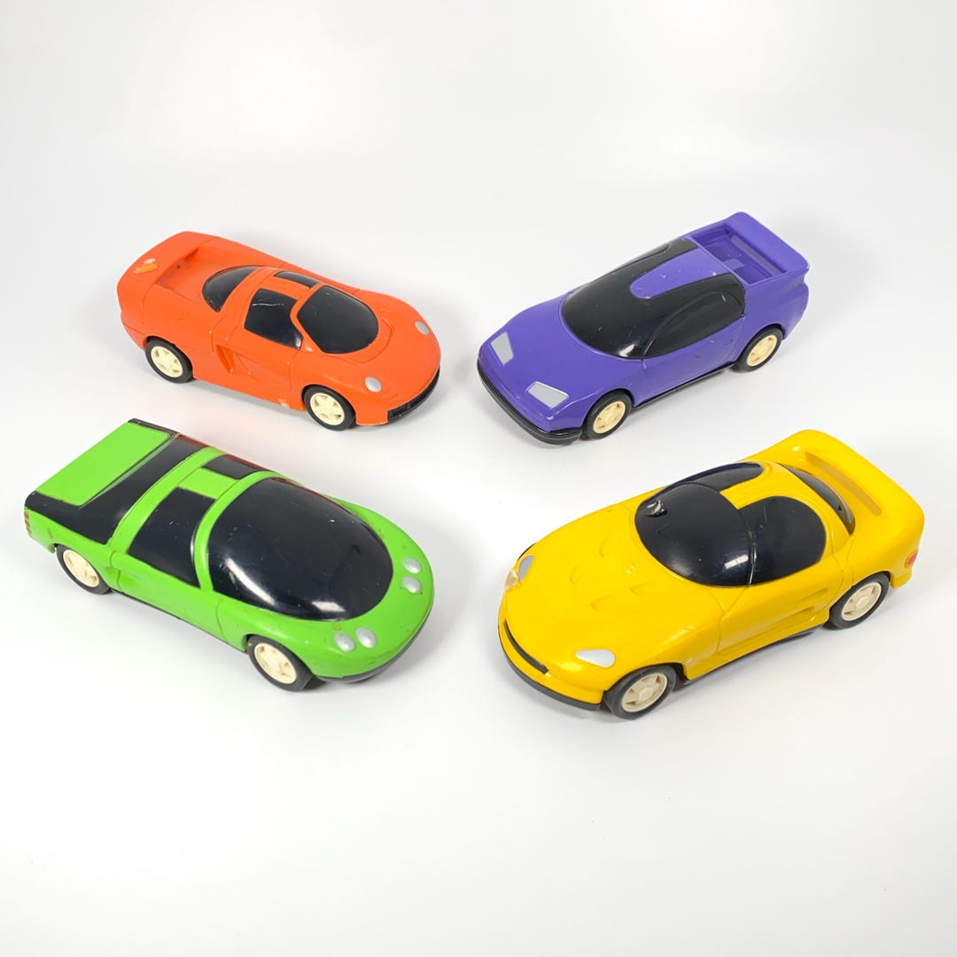 Lot of 4 Vintage to Luen Tat 5" Retro Plastic Friction Concept Cars ...