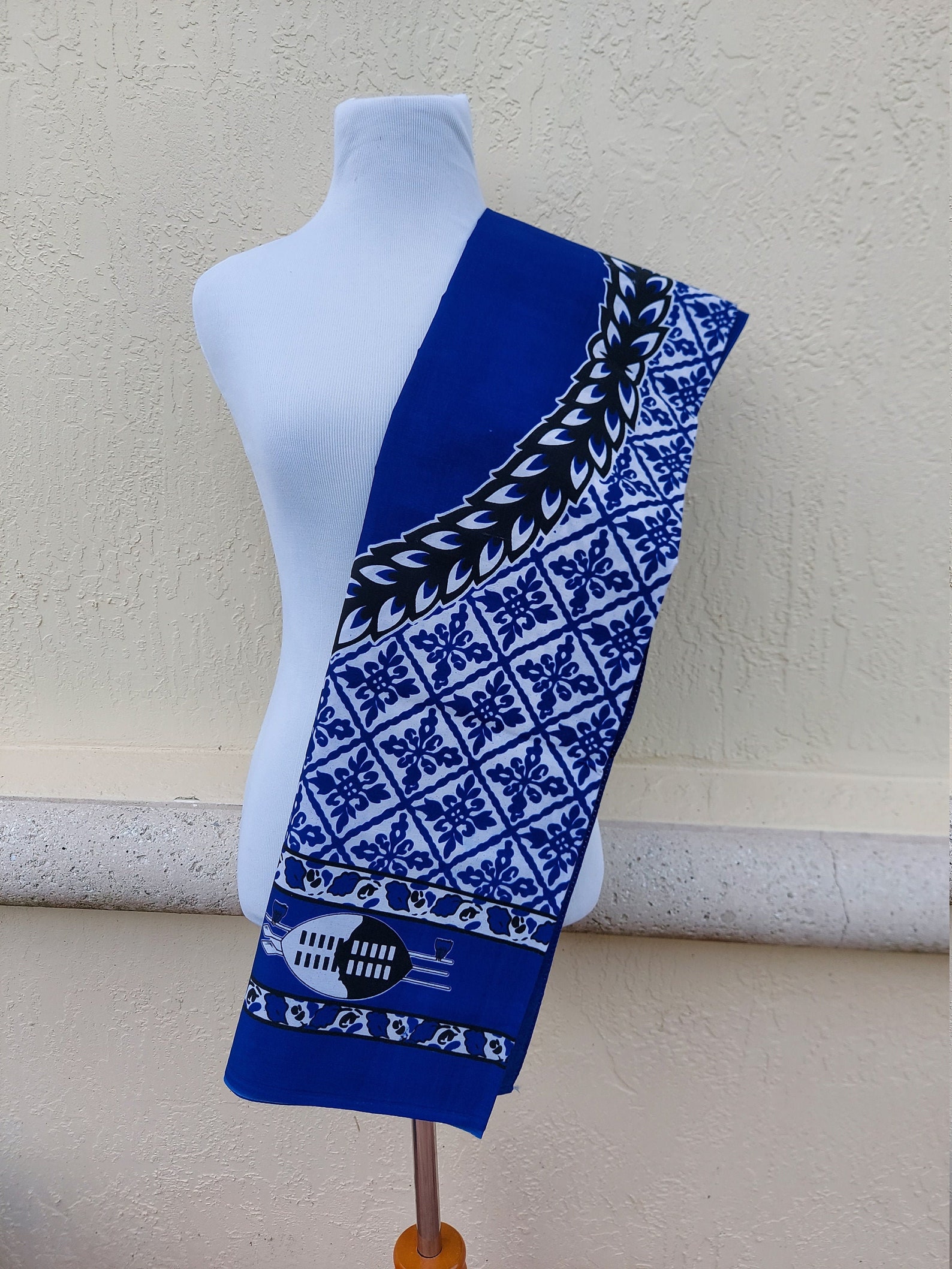 Blue Njeti. Idlozi Fabric. African spirituality fabric. Ibhayi | Etsy