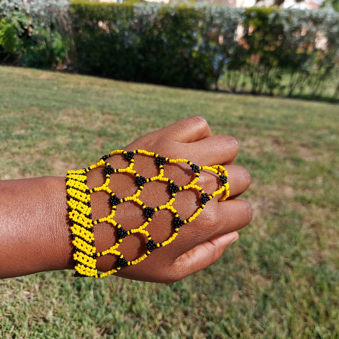 South African Beaded Zulu Glove/bracelet. Tribal Jewelry. Zulu Women ...