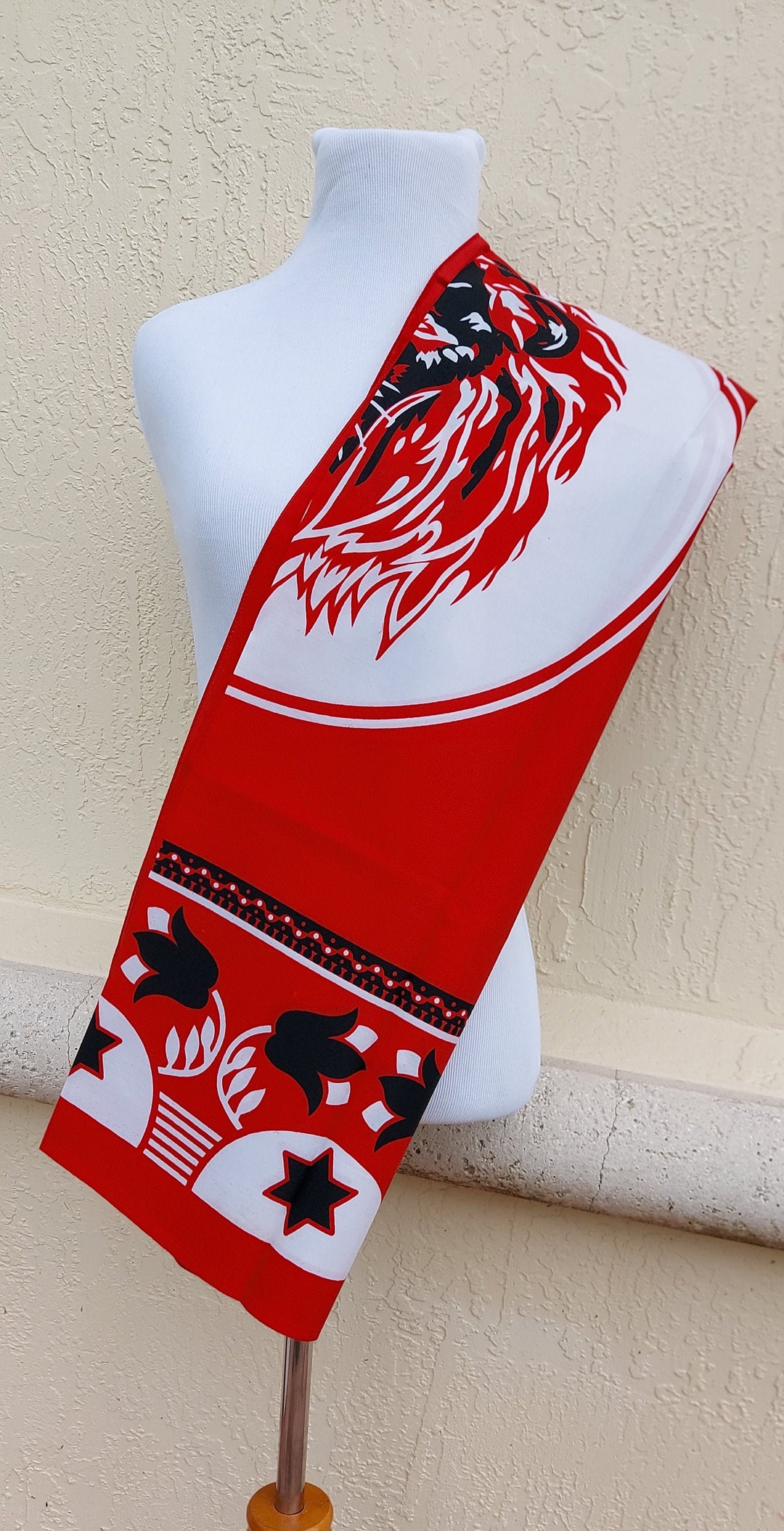 Red Lion. Idlozi Fabric. African Spirituality Fabric. Ibhayi - Etsy