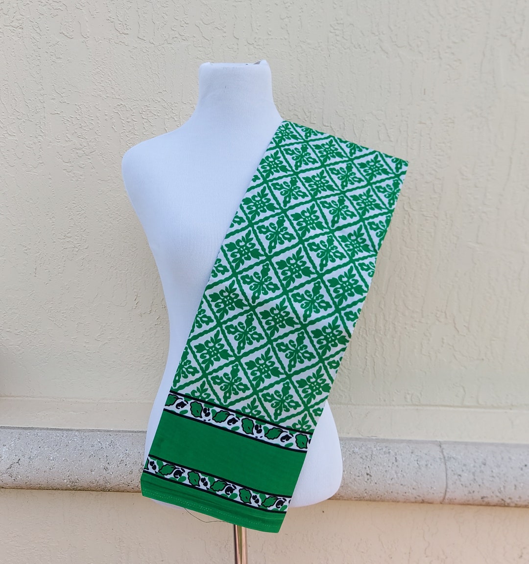 Green Njeti Fabric. African Spirituality Fabric. Ibhayi Lamadlozi ...