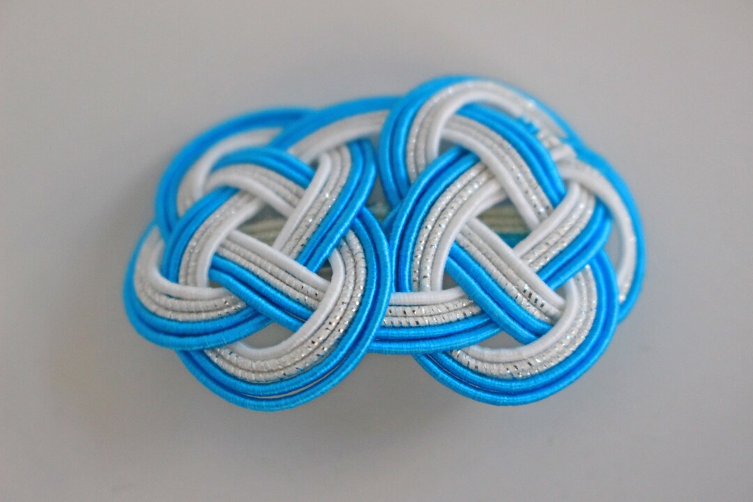 Japanese Accessories, Mizuhiki Knot Brooch, Blue and Silver Double ...