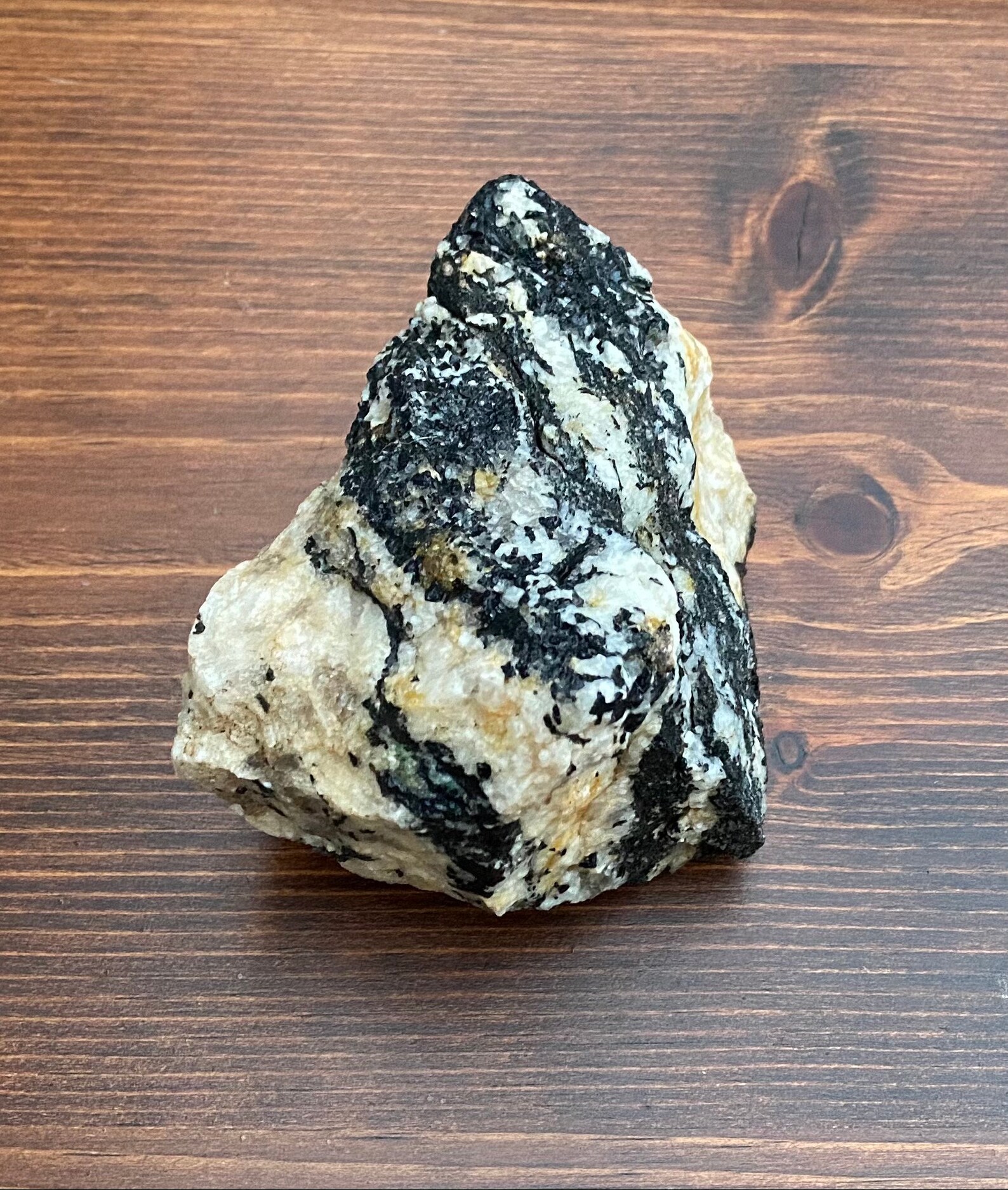 Large black tourmaline in pegmatite matrix | Etsy