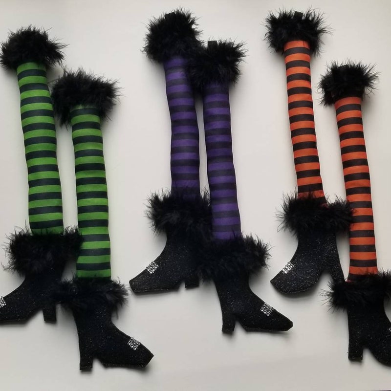 Witch Leg Wreath - Etsy