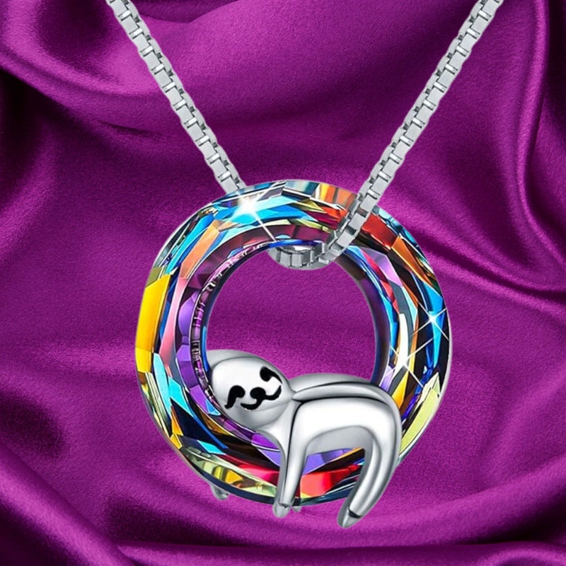 Sloth Pendant - Etsy