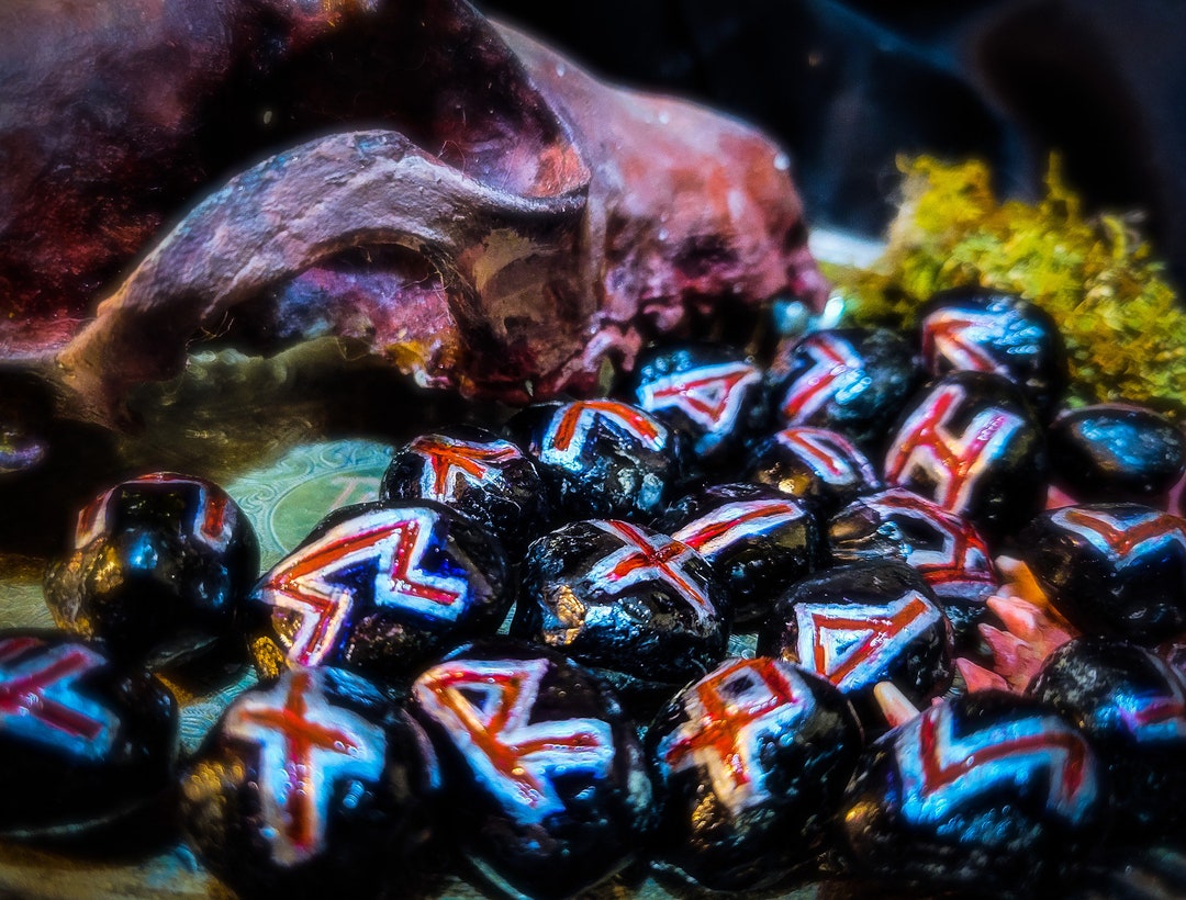 Elder Futhark Gothic Obsidian Runestone Set Norse Pagan - Etsy