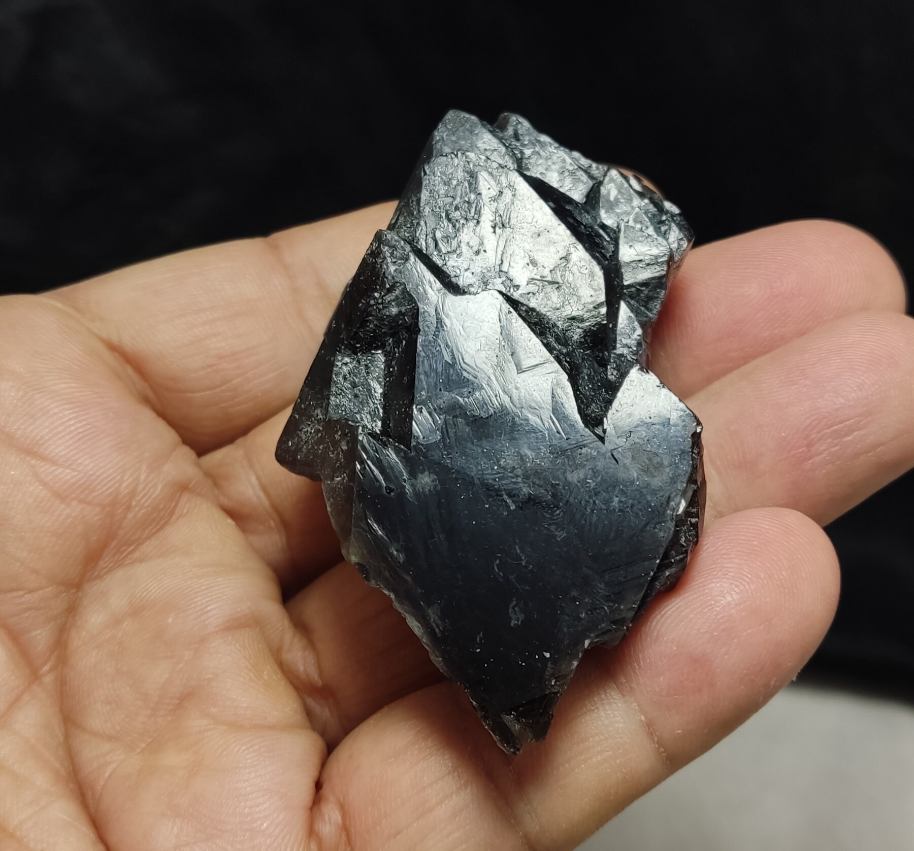 Rocks Gems Mineralien Crystals Stones Black Quartz Crystal 76 Gramm Etsy