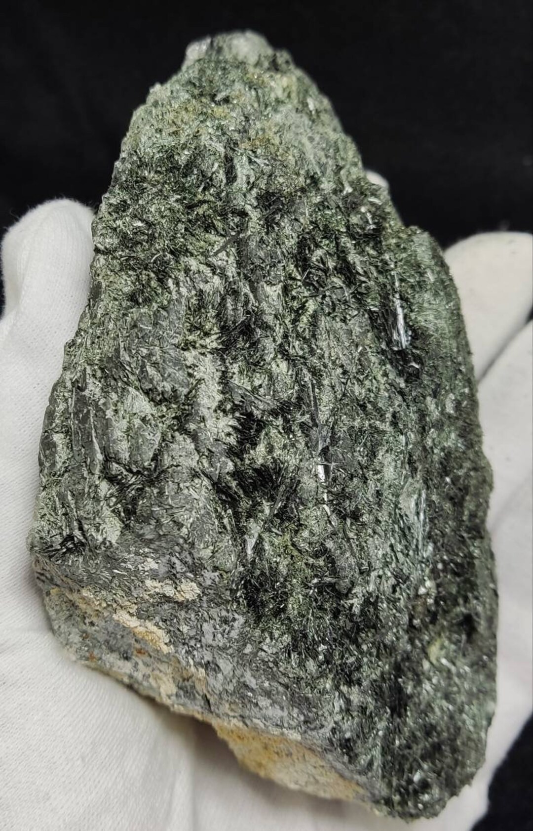 Rocks Gems Minerals Crystals Stones: Natural Very Unique Chlorite ...