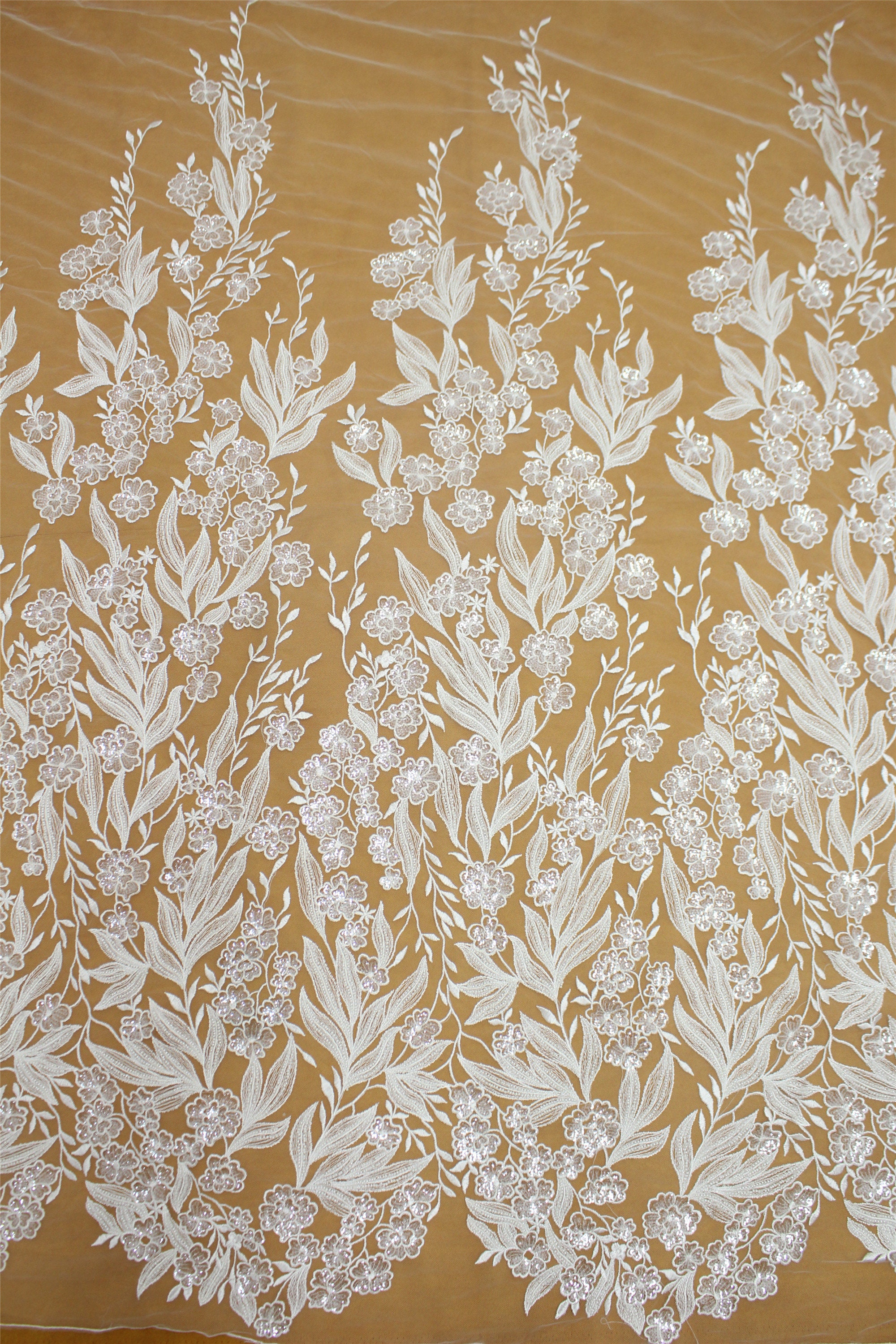 Hermosa tela de encaje floral encaje con cuentas tela de | Etsy