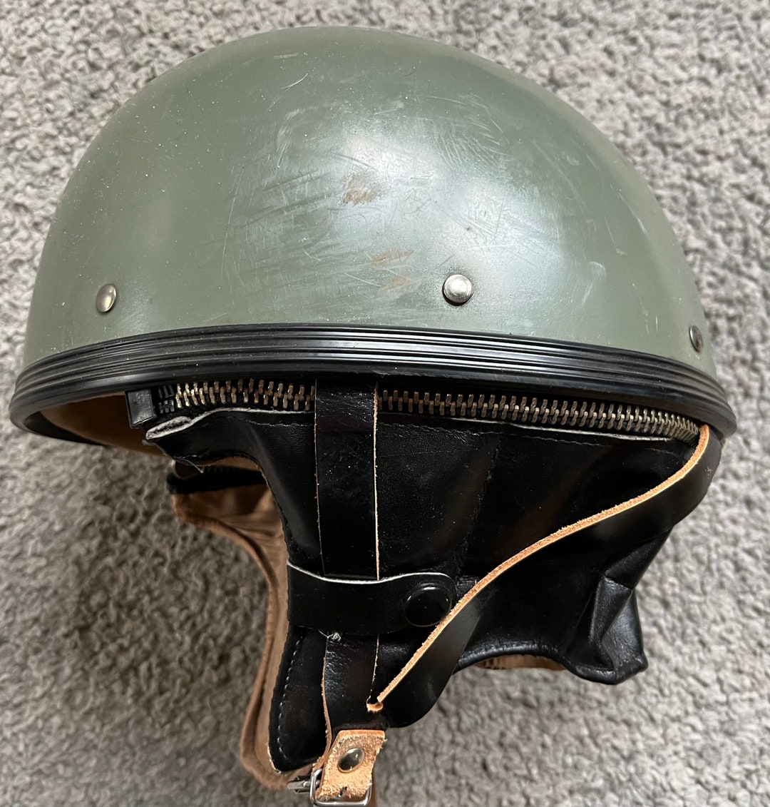 Vintage MC Helmet Motor Cycle Helmet From Former GDR East Germany NVA ...