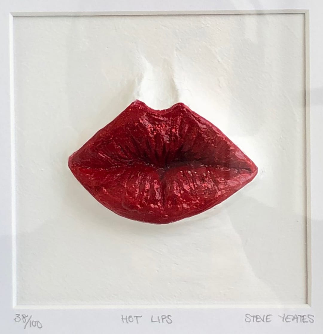 Hot Lips - Deep Passionate 3D Bas-relief Red Lips in a Box Frame - Etsy