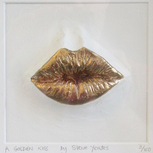 Hot Lips Deep Passionate 3D Bas-relief Red Lips in a Box - Etsy