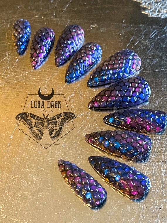 The Siren 2D Mermaid Scale Nails Cosplay Nails Press on - Etsy