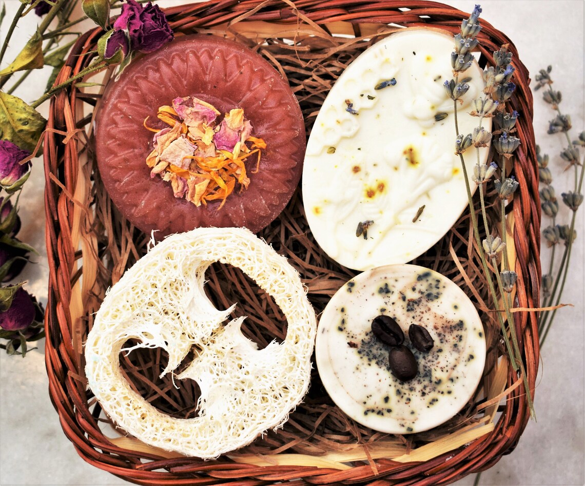 Handmade Floral Soaps Gift Set. All Natural Artisan Soaps. - Etsy