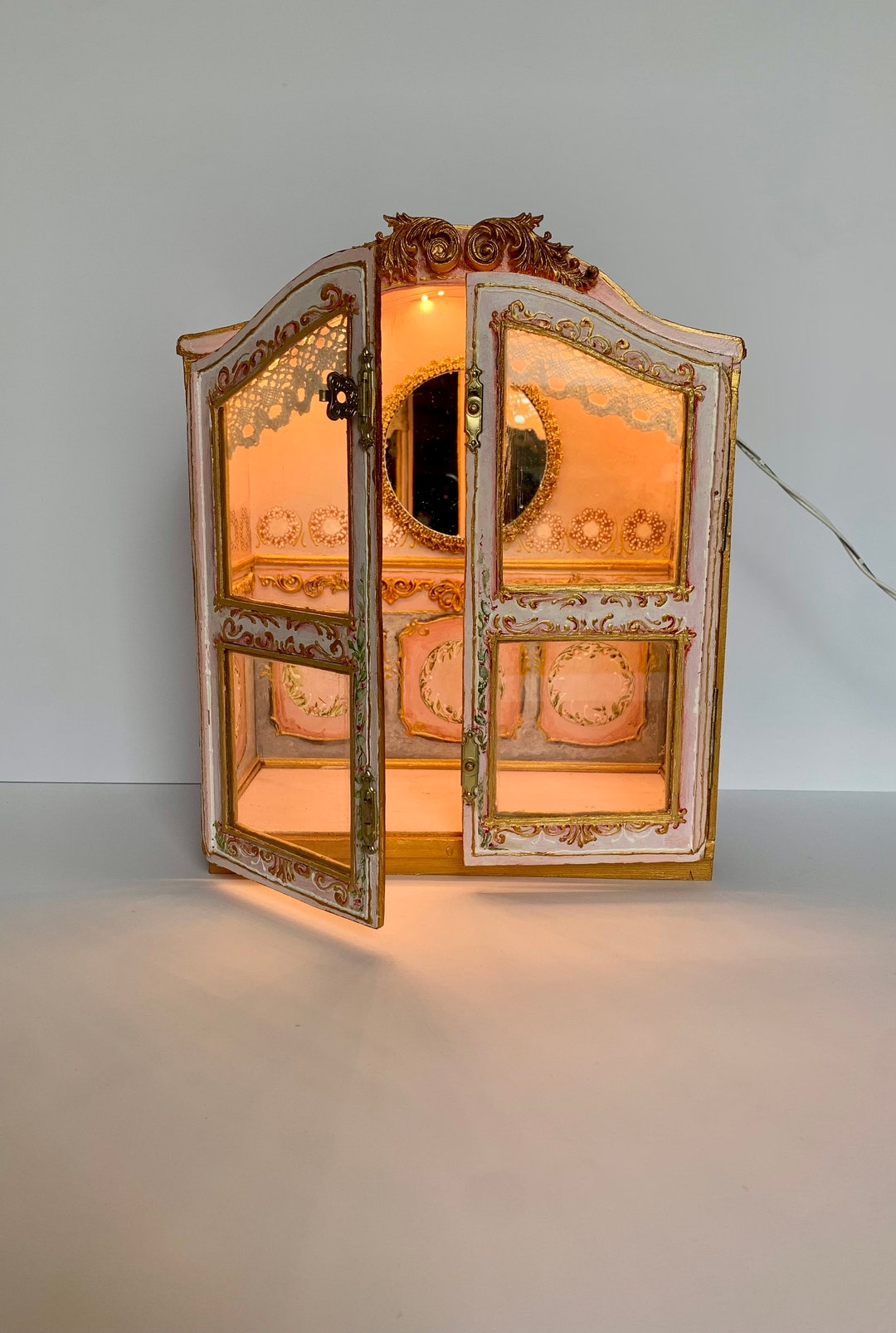 Handmade LED Shadow Box – Painted Ash Wood With Mirror & Decor ...