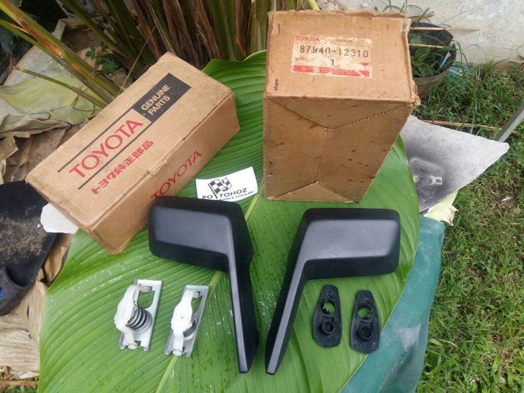 Fender Mirror Toyota Corolla Ke70 Nos Not Trd Ke20 Ke30 Ke25 Ke35 Ae80 ...