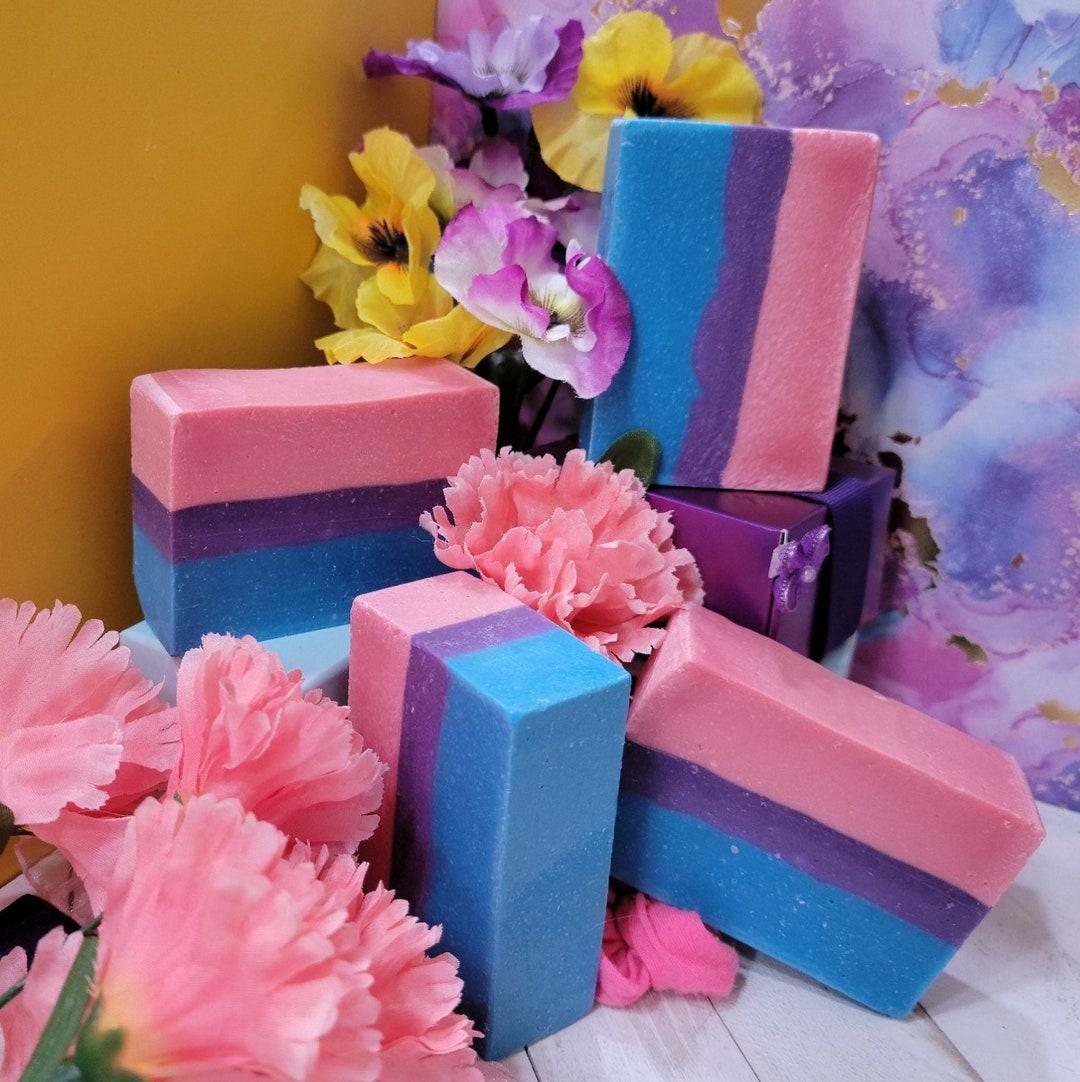 Hydrangea Duet Soap / Sweet Apple Soap / LGBTQ Soap / Bisexual Soap ...