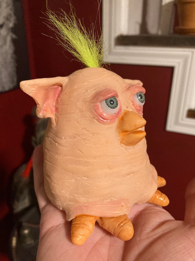 Forbidden Furb Hairless Furby Sculpture - Etsy Norway