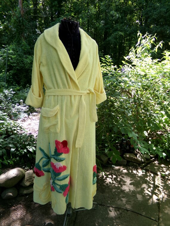 Vintage Ladies Chenille Robe, Original 1940s Old Holl… - Gem