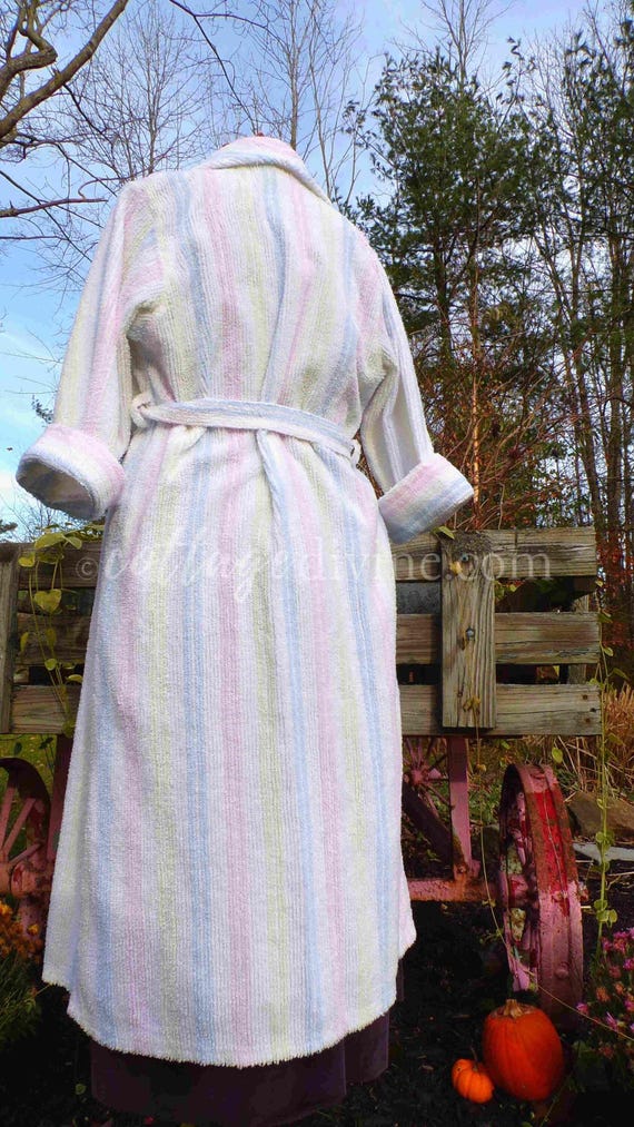 Pastel Rainbow Stripe Vintage Chenille Robe, Lightwei… - Gem