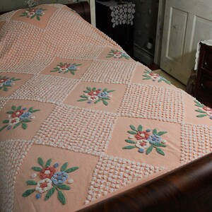 Cottagecore Chenille Bedspread, Vintage Peach Handmade Floral Pop ...