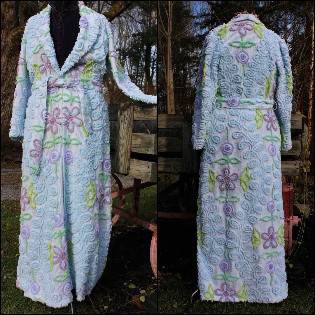 Divine Canyon Group Chenille Robe, the Nanny Style Chenille Bathrobe ...