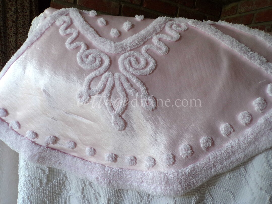 Iconic Pink Satin & Chenille Vintage Fabric 27 X - Etsy