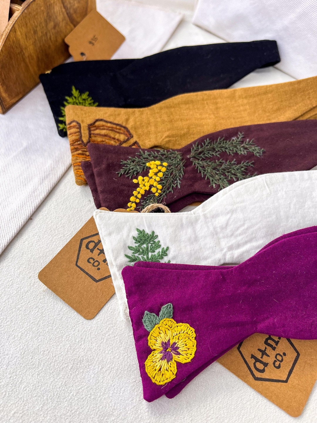 CUSTOM Thomas Bow Tie: Botanical - Etsy