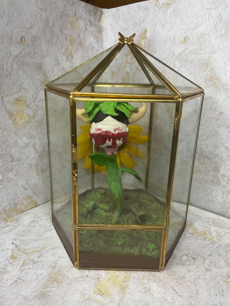 Sims 4 Cowplant Sculpture in Terrarium - Etsy