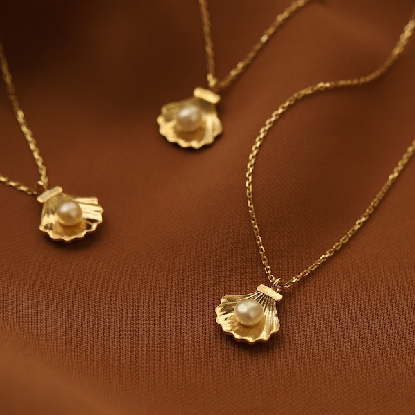 Gold Shell Necklace - Etsy