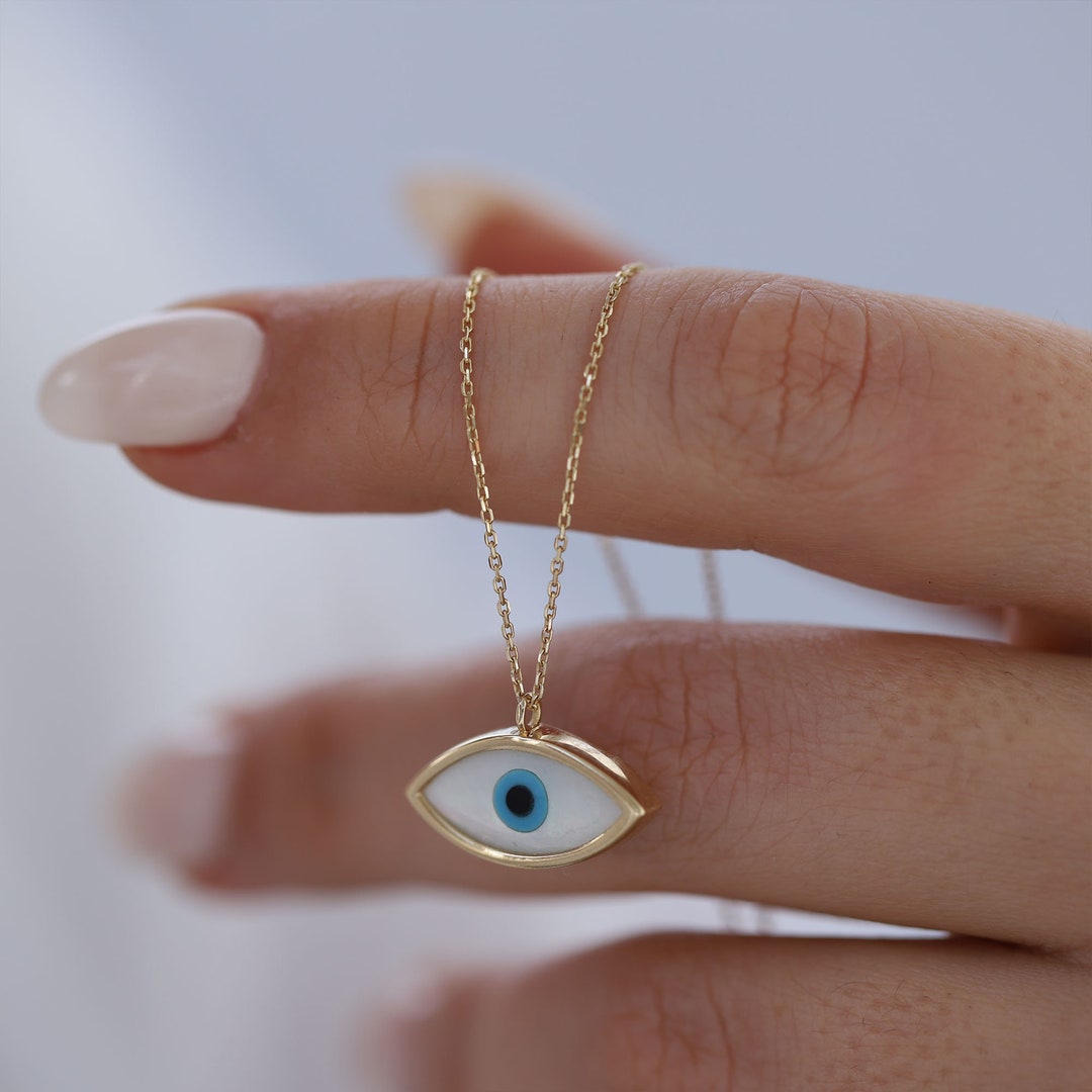 14K Gold Mother of Pearl Evil Eye Pendant Necklace - Etsy