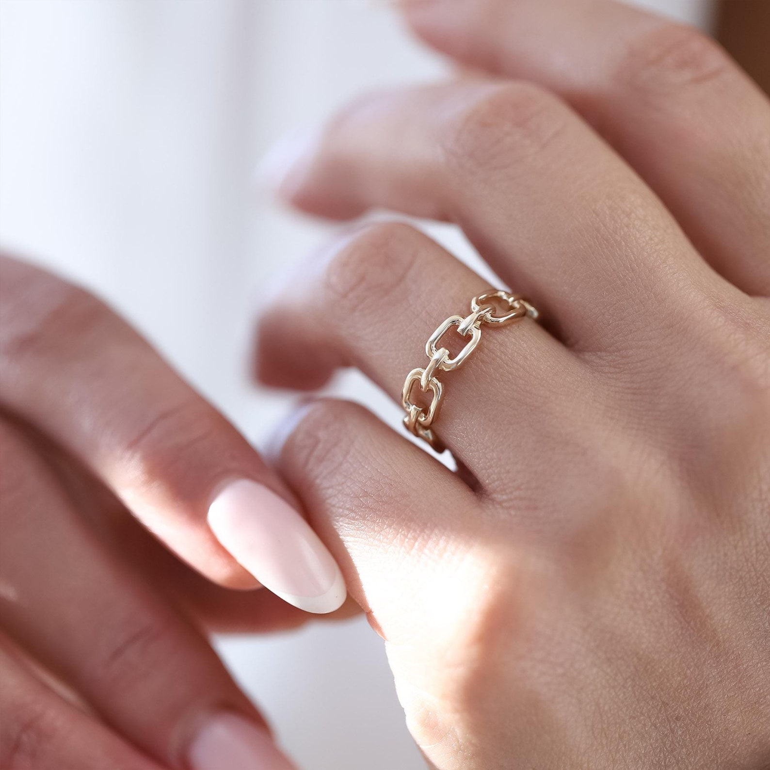 14K Solid Gold Chain Link Ring, Minimalist Stackable Band - Etsy