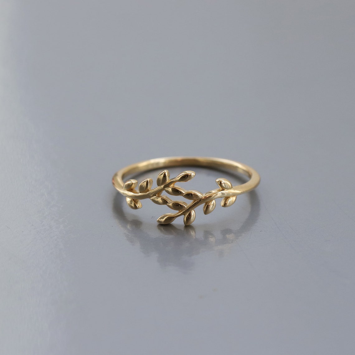 14K Gold Leaf Ring Minimal Stackable Ring Everyday Jewelry | Etsy