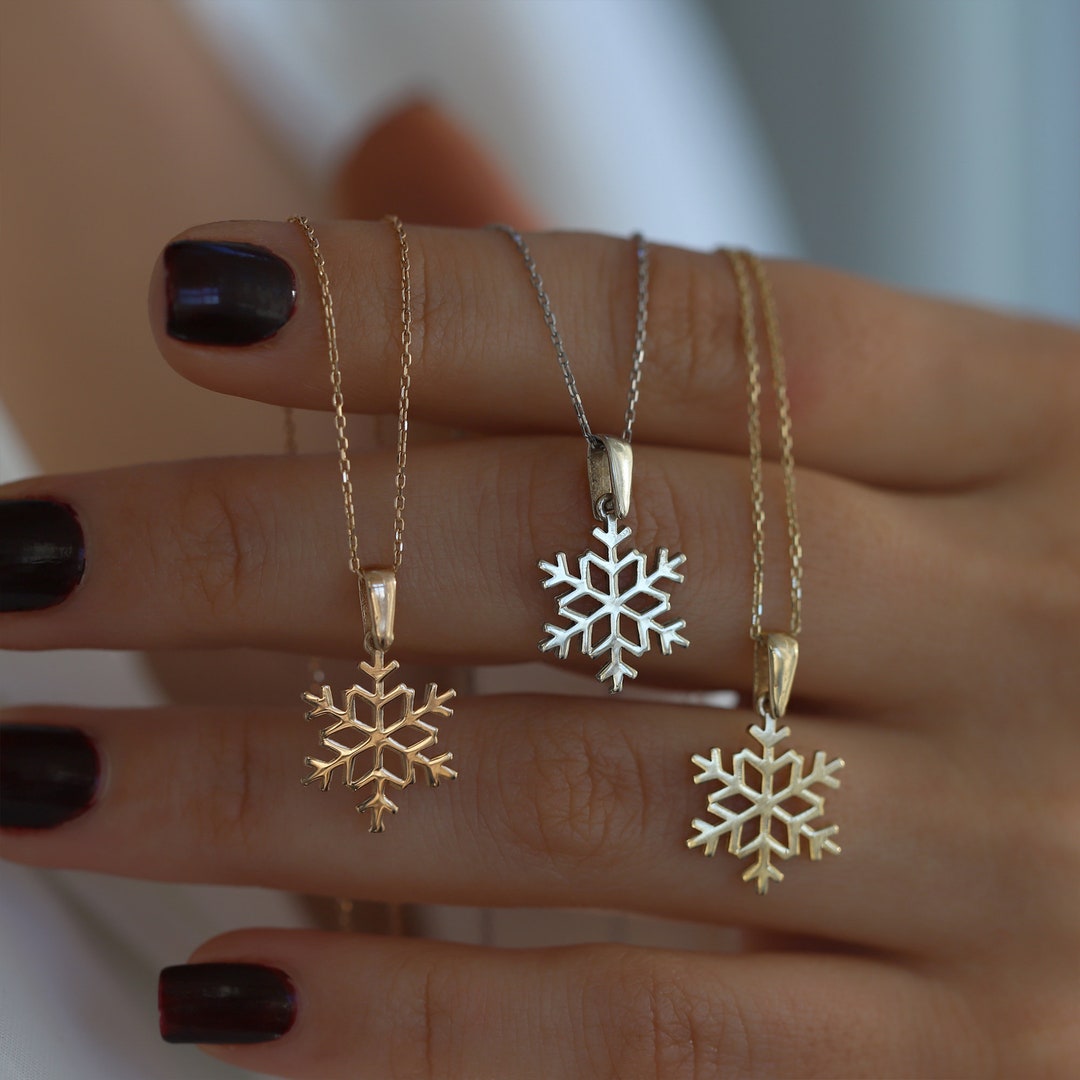 Dainty Snowflake Necklace 14K Gold Gift for Her - Etsy