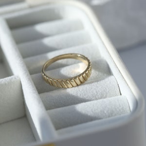 Handmade 14K Solid Gold Serrated Ring, Unisex Wedding Band - Etsy